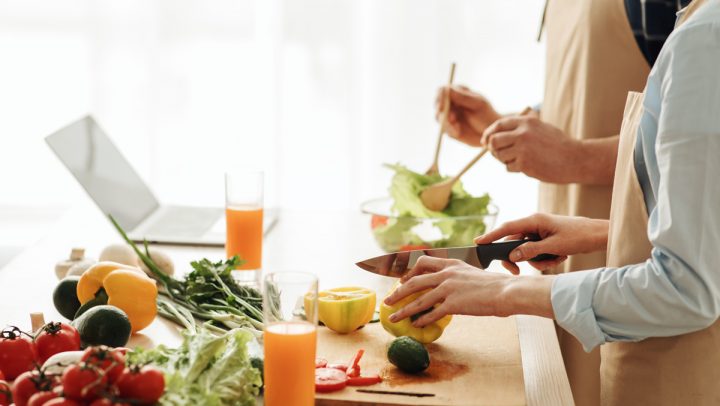 The Best Foods For Dementia Patients To Eat - Desert Winds Retirement